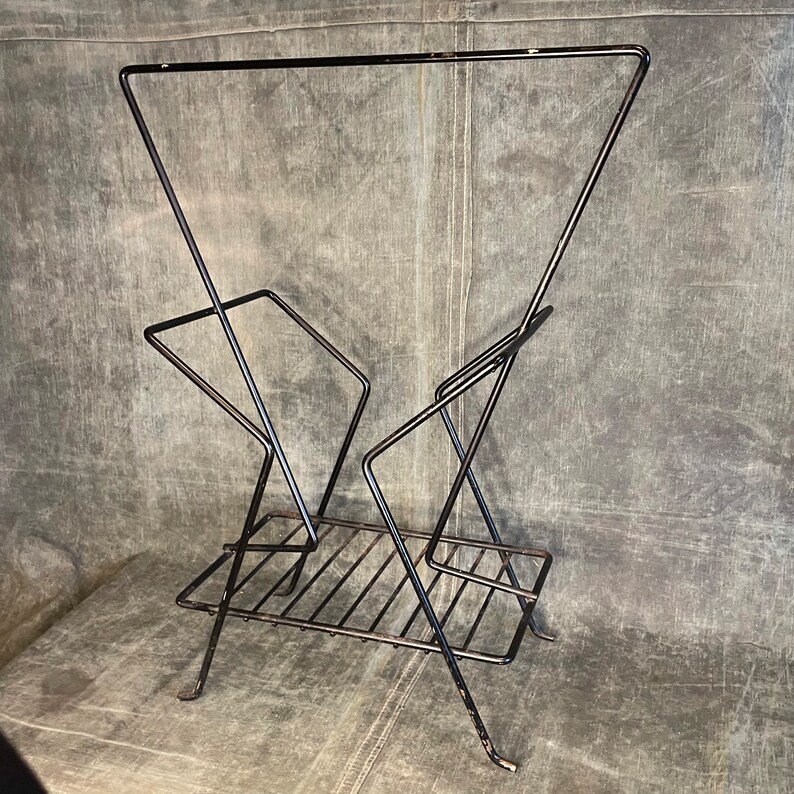 Mid Century Wire Magazine Rack Stand. Modernist Minimalist - Etsy