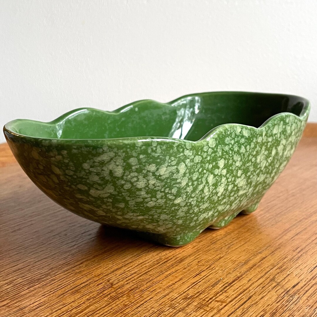1950’s Grass GREEN “stardust” Shawnee Kenwood Pottery Planter or Footed ...