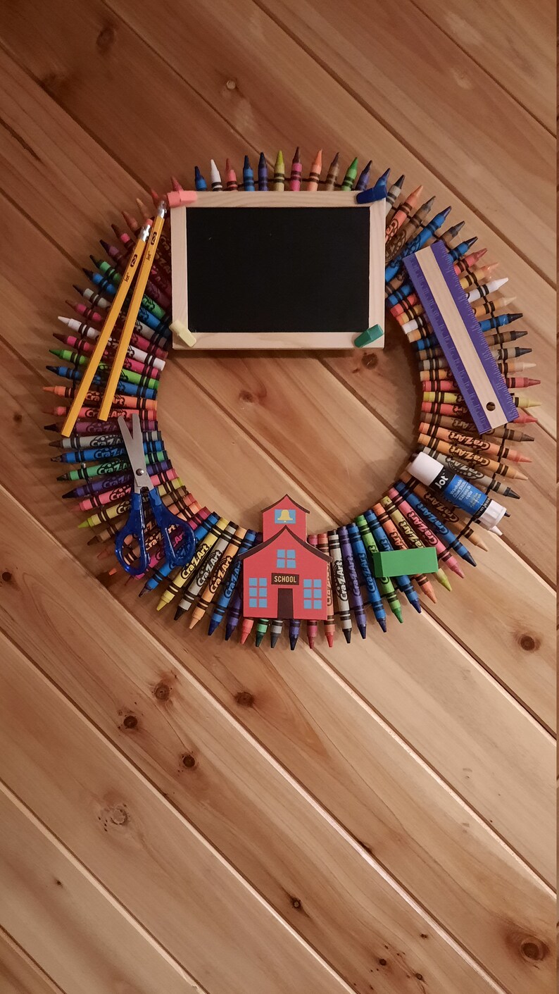 Personalized Crayon Wreath With School House - Etsy