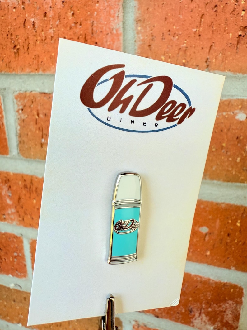 Alan Wake Inspired Thermos Enamel Pin Badge - Etsy