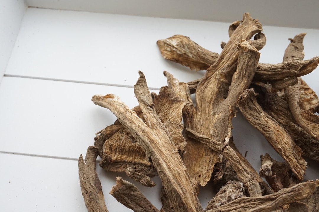 Whole Burdock Root | Natural Forage Treats for Rabbits | Organic Hay ...