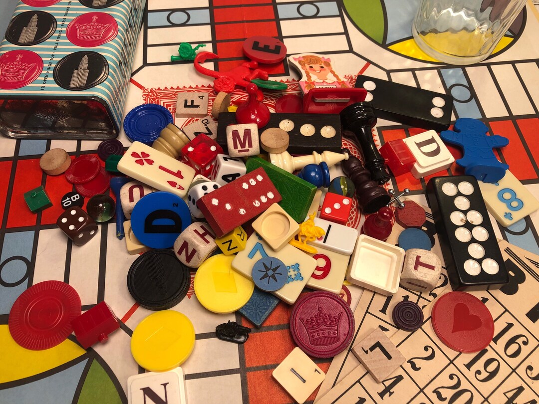 Lot of (100+) Vintage Classic Game Parts and Pieces | Vintage Game ...
