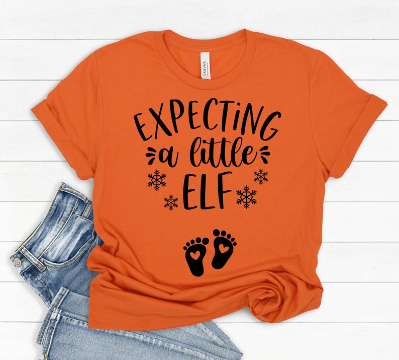 Expecting A Little Elf- Christmas Pregnancy Shirt - Baby Reveal ...