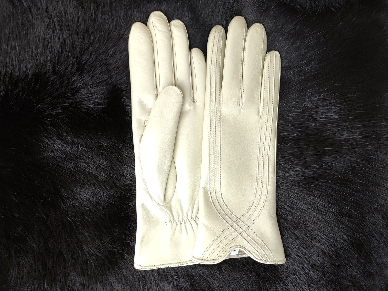 Cashmere / Silk Lined Leather Gloves Handmade Ladies Gloves | Etsy