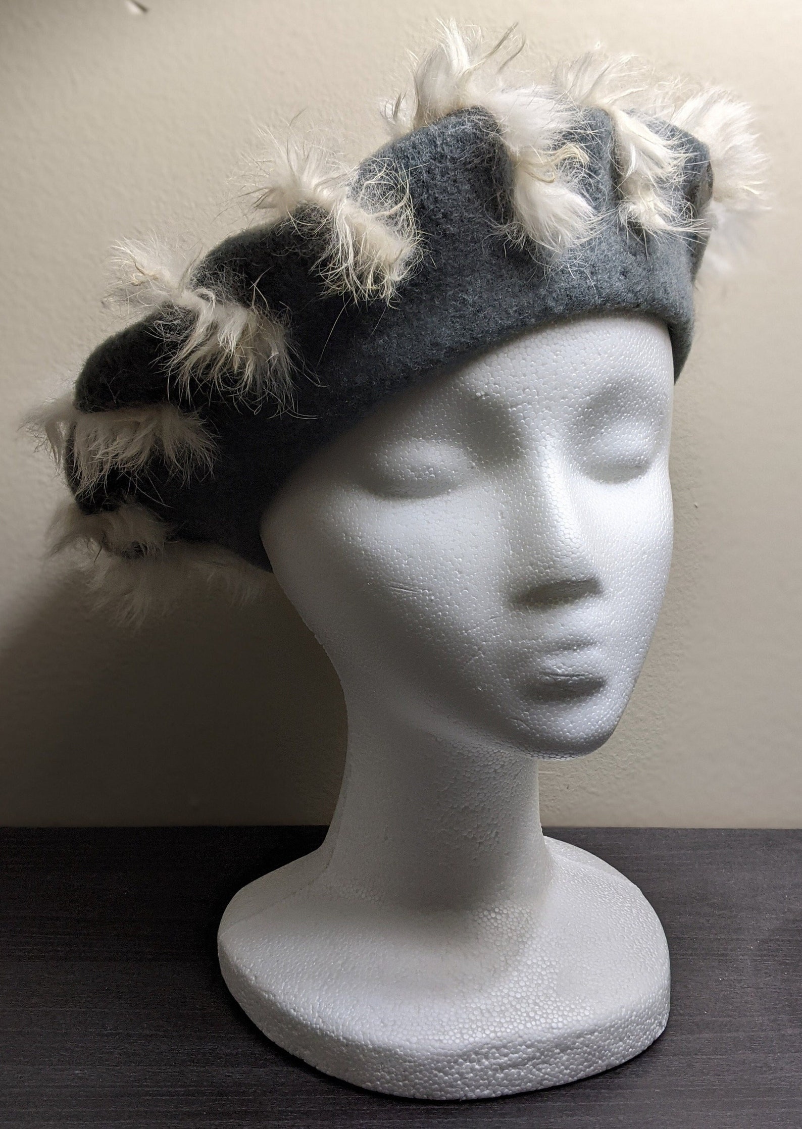 Grey Wool Beret With Rabbit Fur Trim "stefanie" - Etsy