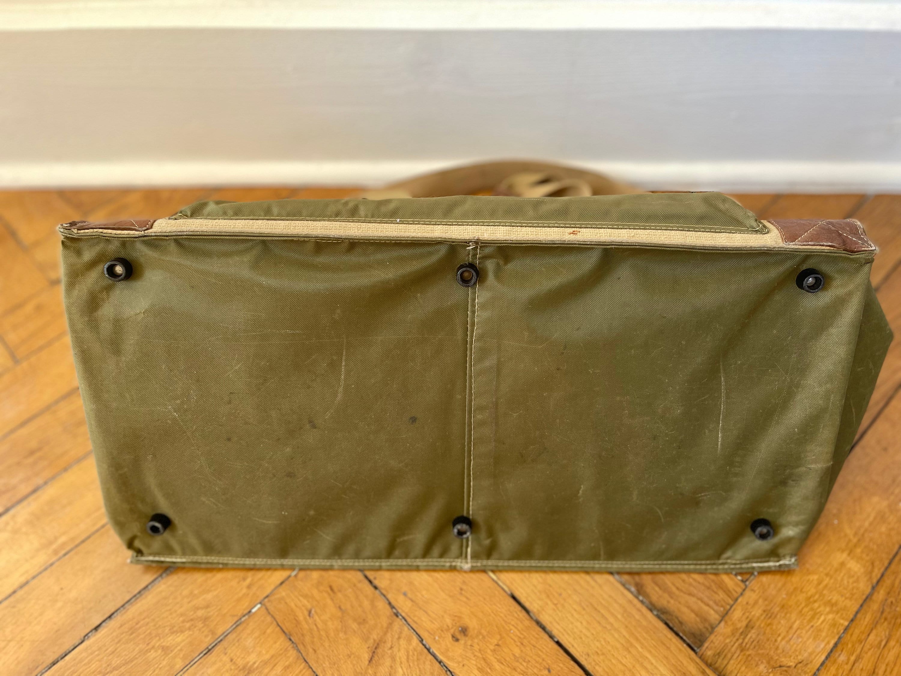 Vintage Heavy Duty JUMP Travel Bag. Design Bernard Ehret Paris. Large ...