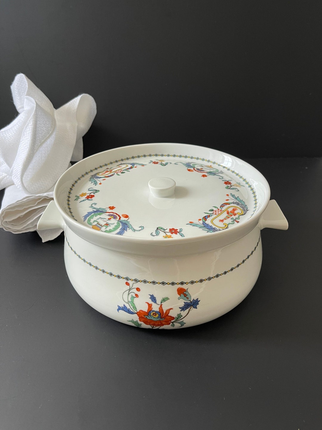Beautiful French Porcelain Tureen, Porcelain De Paris France, Decor ...
