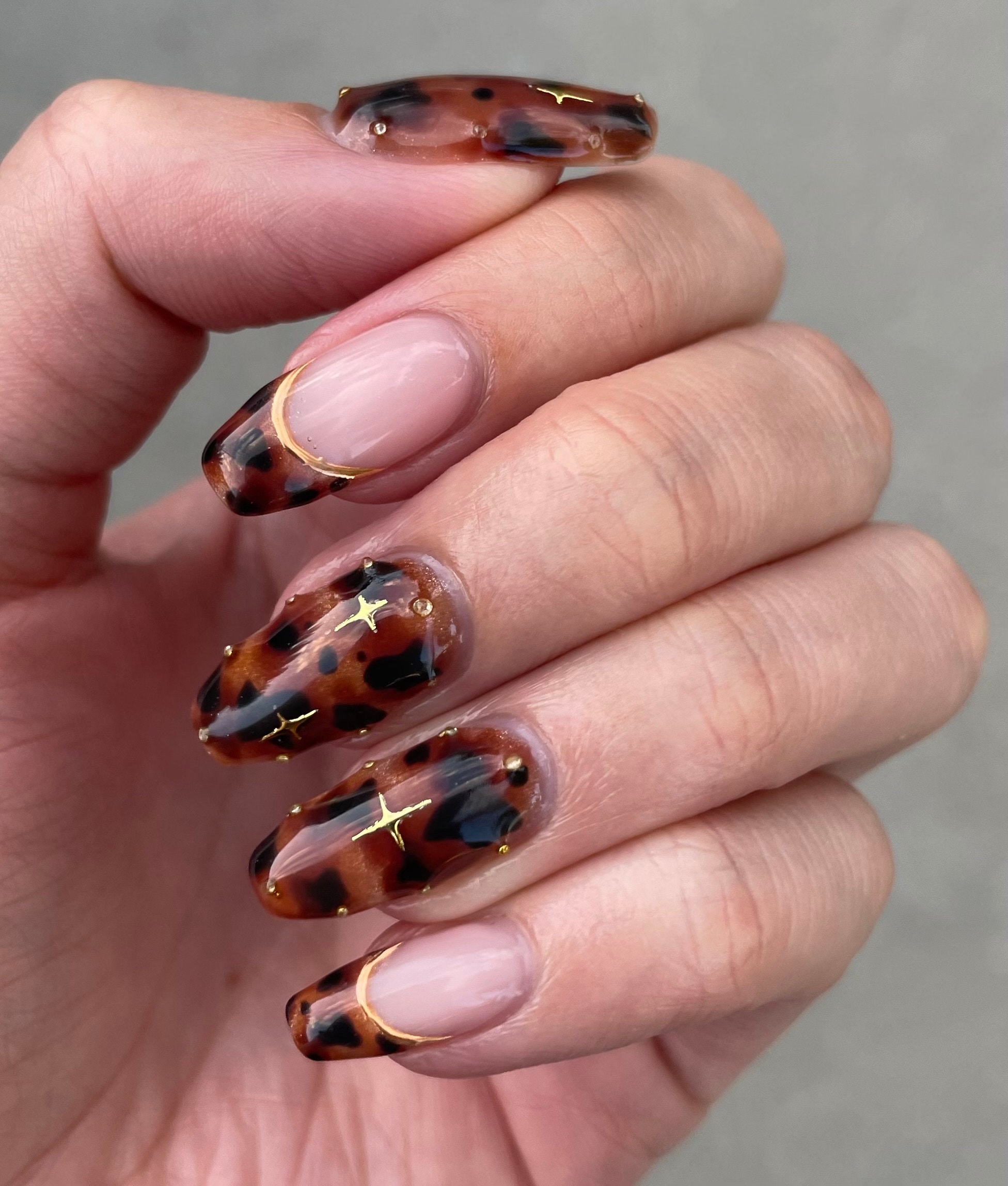 Fall Tortie Nails || Tortoiseshell Inspired Gold Chrome Gel Press on ...