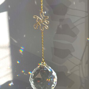 Glass Ball Crystal Suncatcher Window Prism Crystal Sun Catcher Squiggly ...