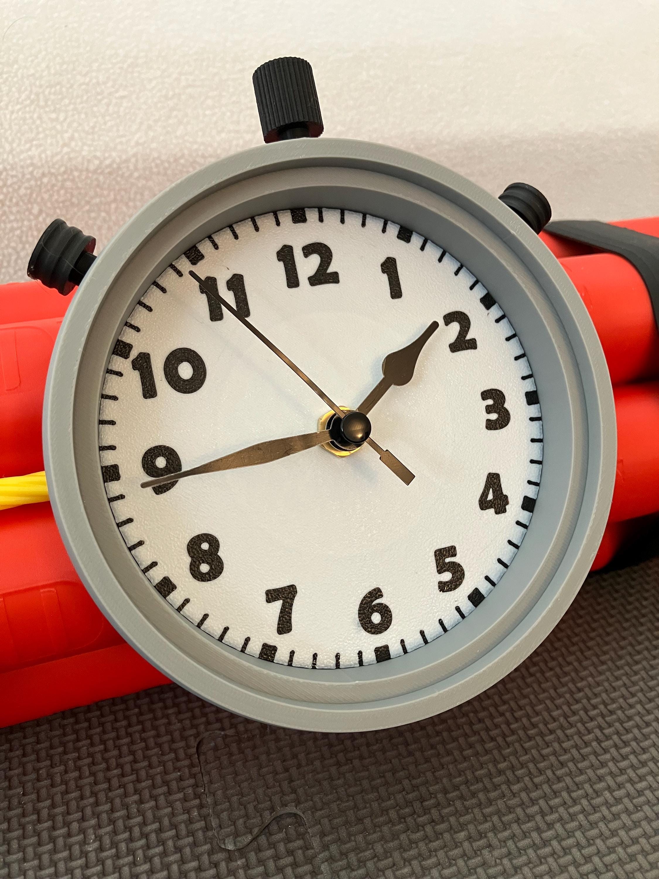 TNT Bomb Clock – Dynamite Timer Desk Decor – Gamer Office Accessory - Etsy