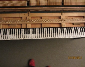 Music Notes, Keyboard, Piano & Tape Measure Scarf DK 8 Ply Knitting ...