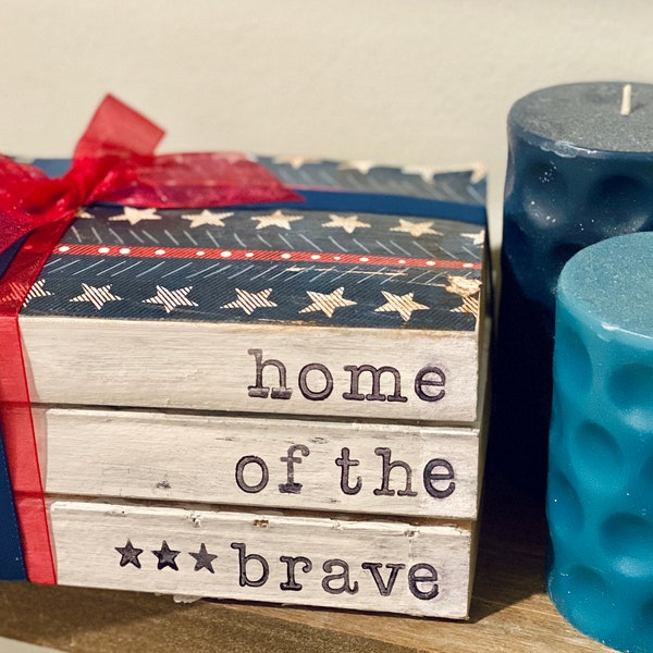 Patriotic Book Stack - Etsy