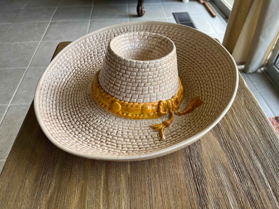 Vintage Mexican Hat Chip and Dip Bowl - Etsy
