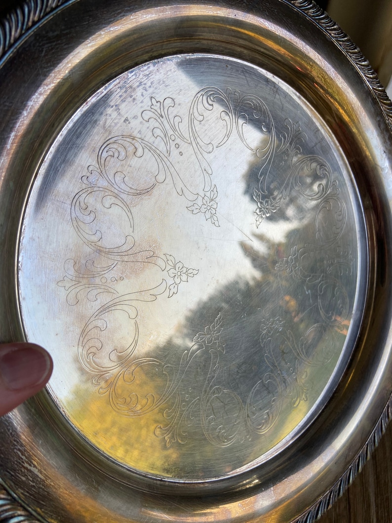 Vintage Oneida Silver Plated Round Tray | Etsy