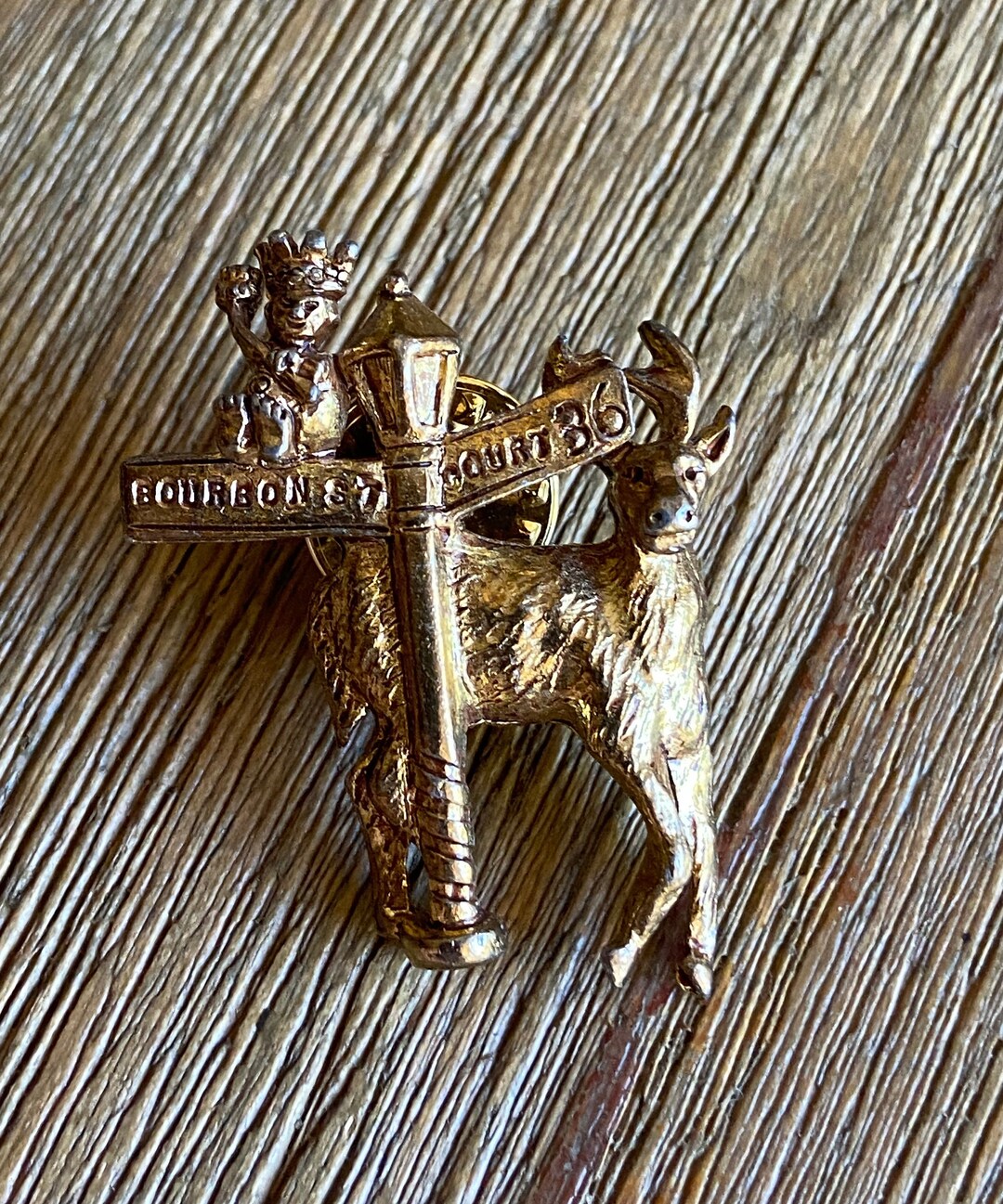 Vintage Masonic Pin (lamppost) - Etsy