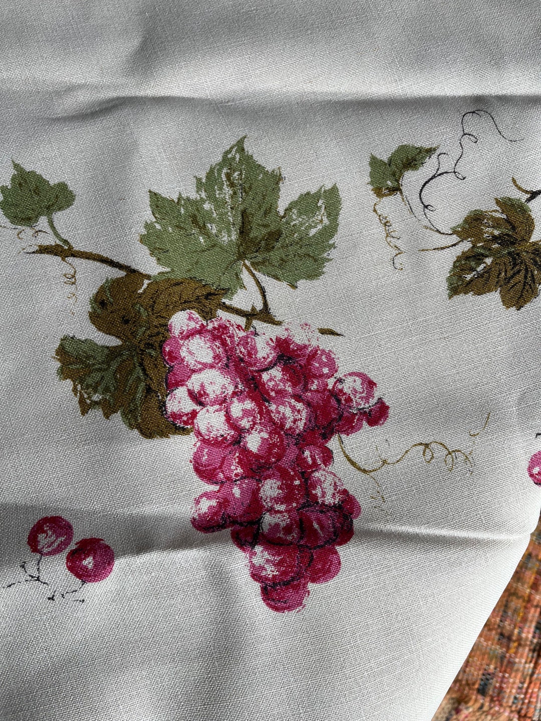 Vintage Oval Linen Tablecloth (grapes ) - Etsy