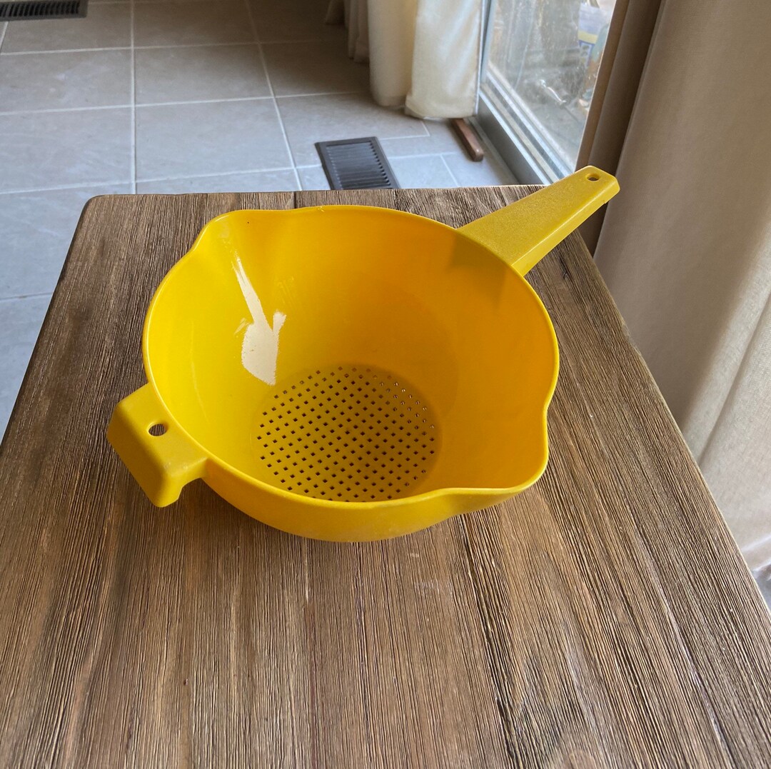 Vintage Yellow Tupperware Colander - Etsy