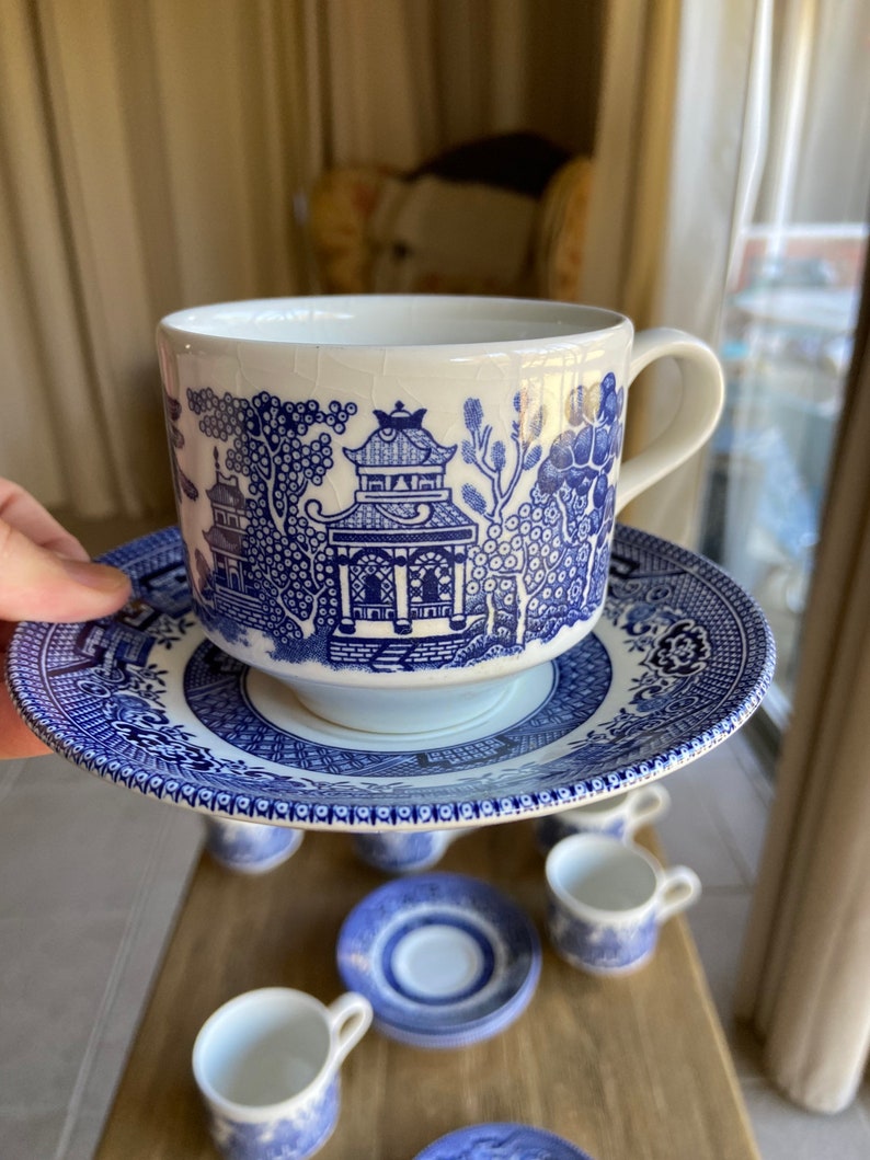 Vintage Churchill Blue Willow Cups and Saucers 12 Pieces - Etsy