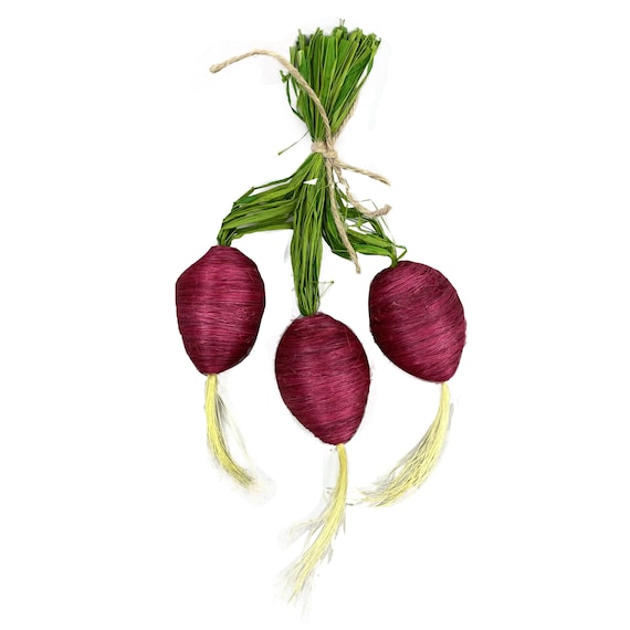 Vegetable Carving With Beetroot