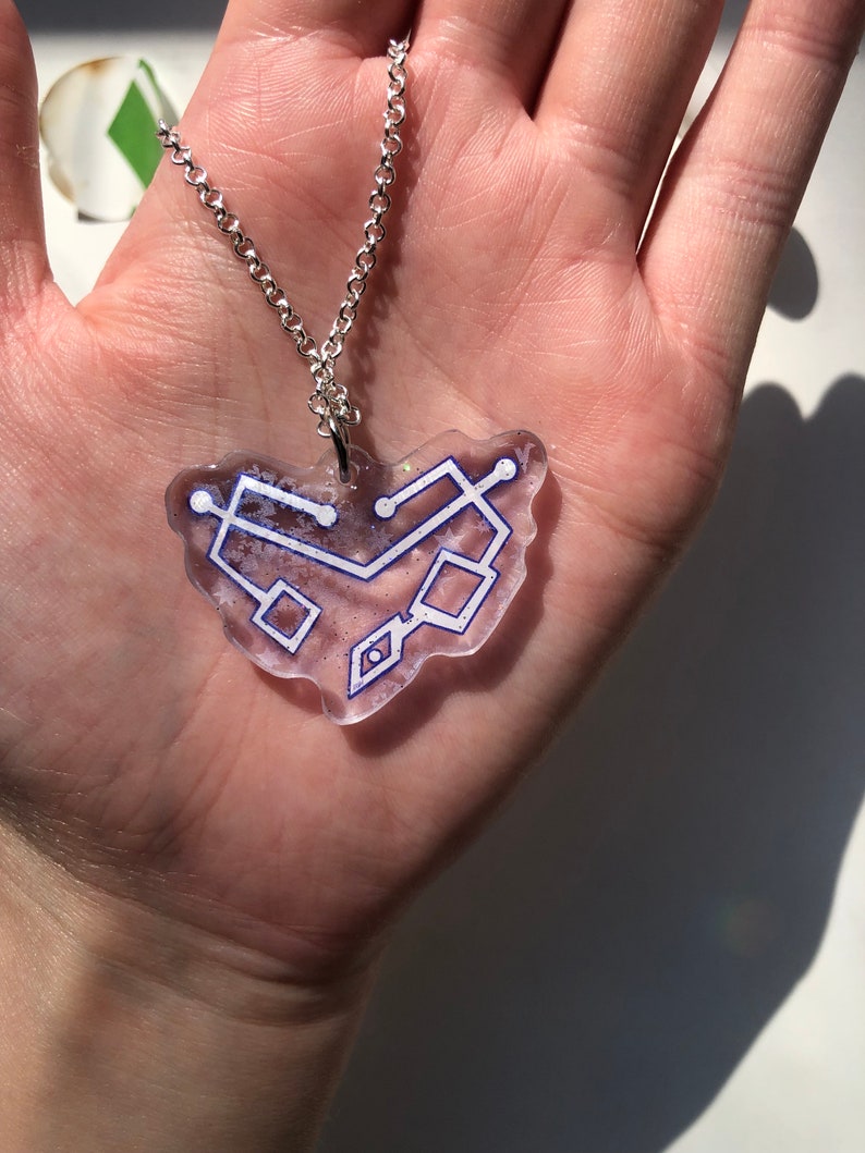Holographic She-ra Heart of Etheria Necklace - Etsy