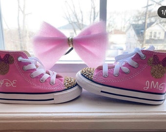 Minnie Mouse Converse | Etsy