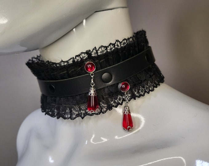 Vampire Bite, Leather and Lace Collar - Etsy