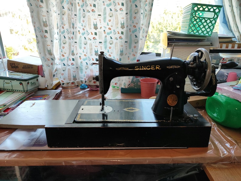 SINGER SEWING, MANUAL Sewing, Vintage Sewing Treasures Singer 15K Hand ...