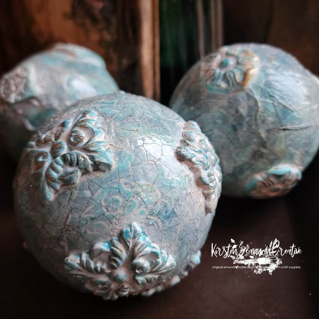 Vintage Style Decor Sphere Trio - Table Décor - Home Décor - Tiered ...