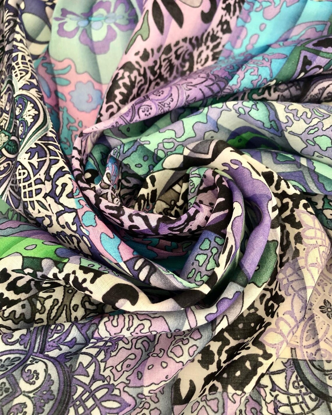 Buy Cotton Batiste Fabric, Cotton, Batiste With Beautiful Print Online ...