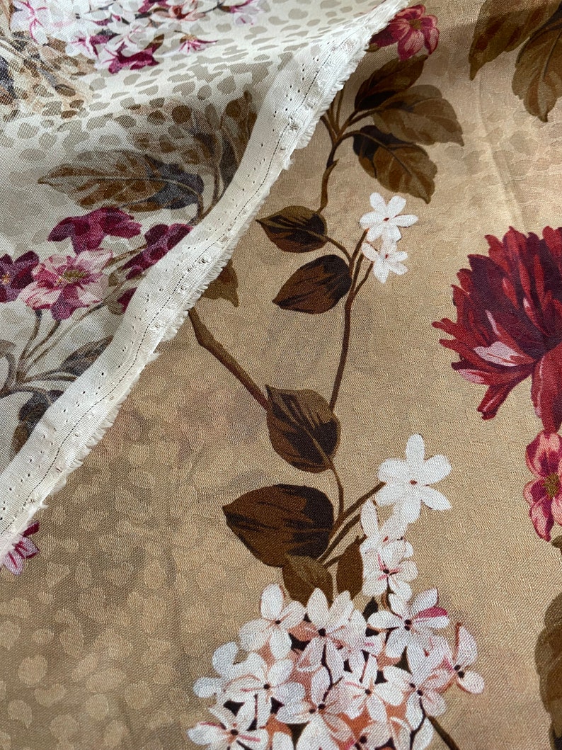 Italian Designer Viscose Fabric, Designer Print, Famous Designer Fabric ...