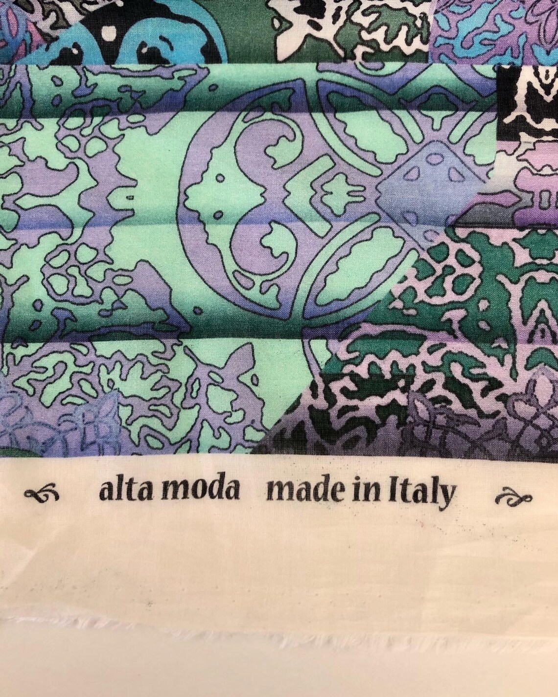 Buy Cotton Batiste Fabric, Cotton, Batiste With Beautiful Print Online ...