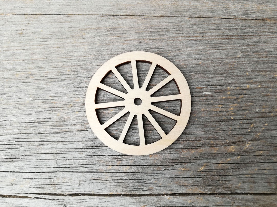 Wooden Wheel Wagon Wheel Decor Wooden Western Cowboy Party Decorations ...
