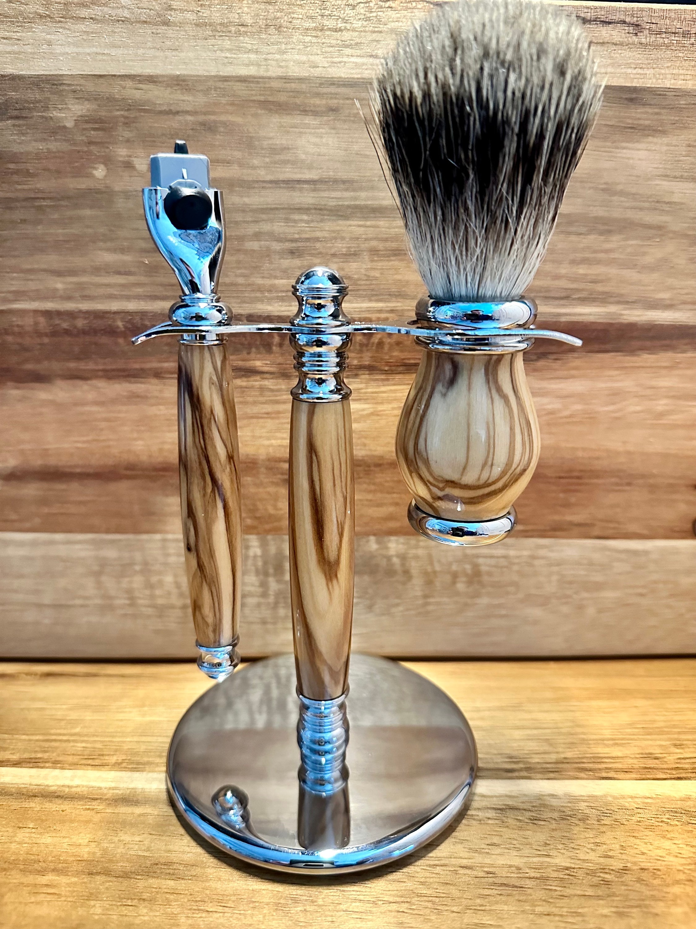 Razor & Brush Set - Etsy