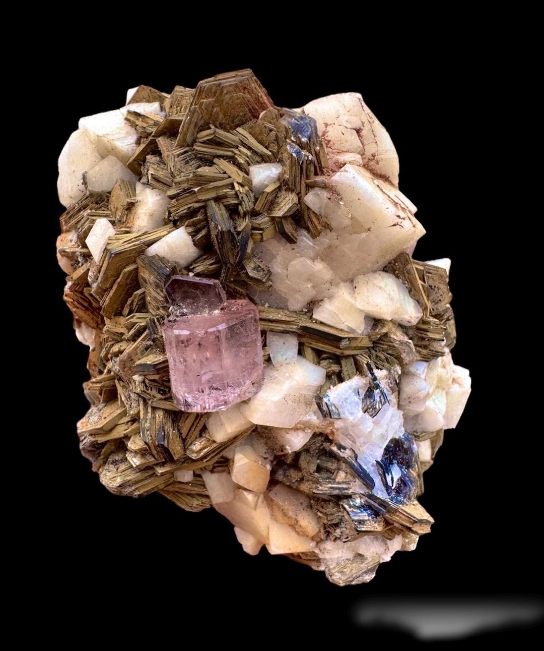 Rare Pink APATITE With Muscovite Combine Specimen . Minerals , Mineral ...