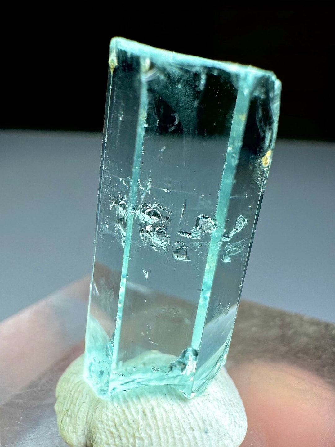 Beautiful Blue Color Aquamarine Crystal . Minerals , Mineral Specimens ...