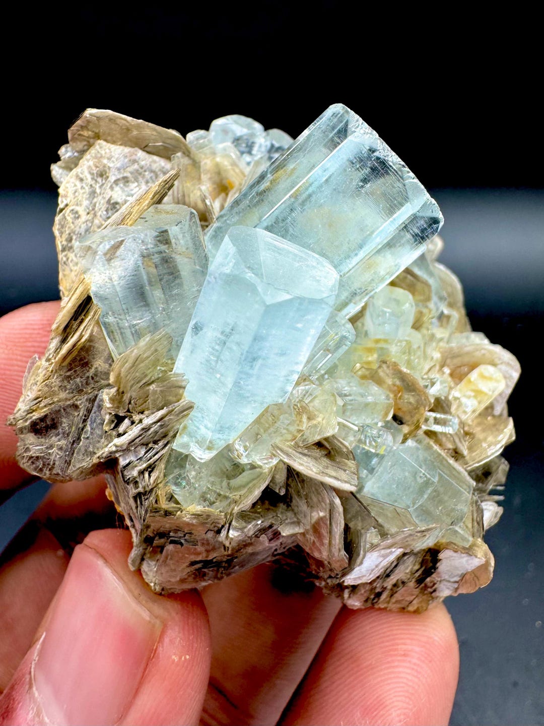 Natural Aquamarine Crystal Cluster With Muscovite Combine Specimen ...