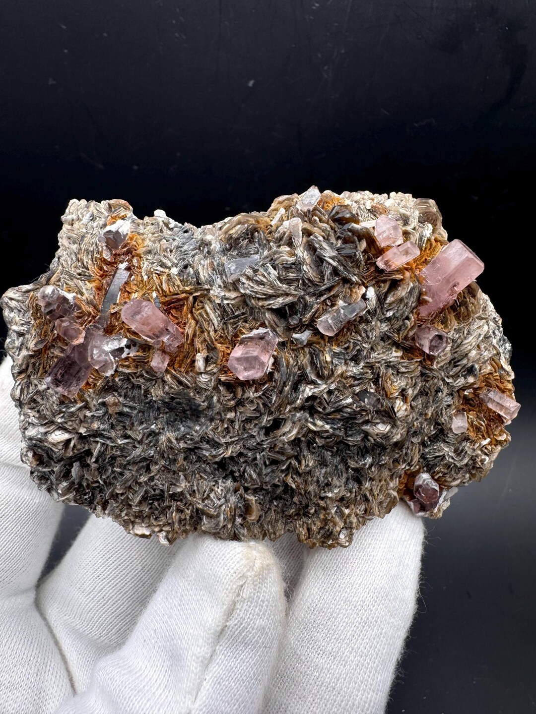 1110 Carat Rare Pink APATITE With Muscovite Combine Specimen . Minerals ...