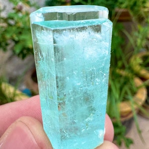 Aesthetic Blue Color Aquamarine Crystal . Minerals , Mineral Specimens ...