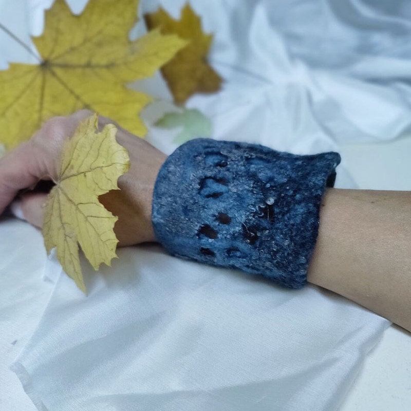 Felt Bracelet - Etsy