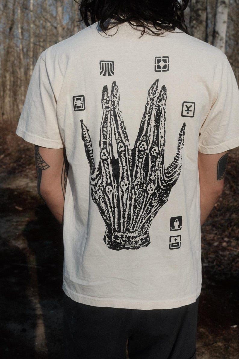 Alien Movie Shirt 1979 | Retro Sci-fi Horror Tee | Unisex Vintage Style ...