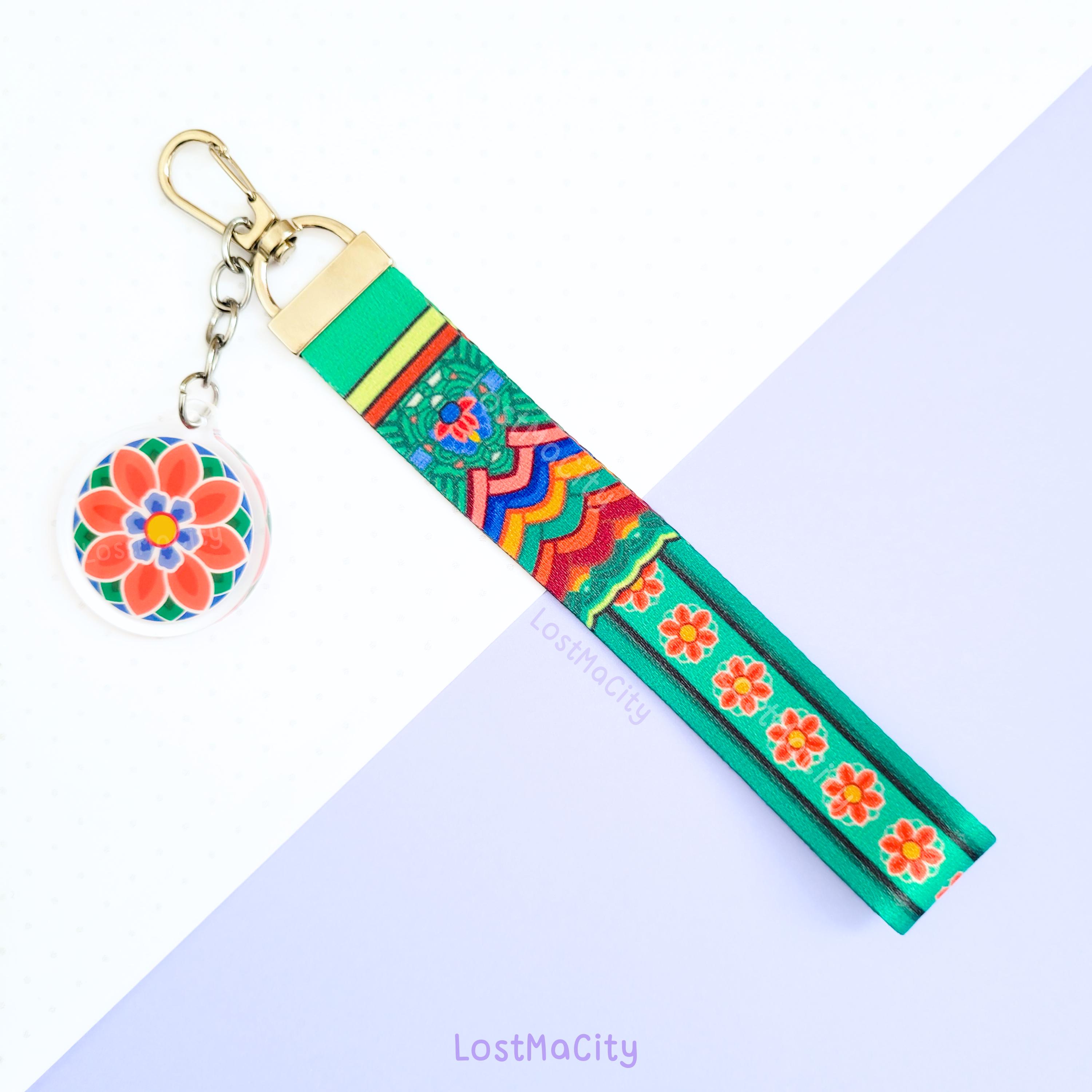 Traditional Korean Pattern Keychain Strap | Korean Palace | Historical ...