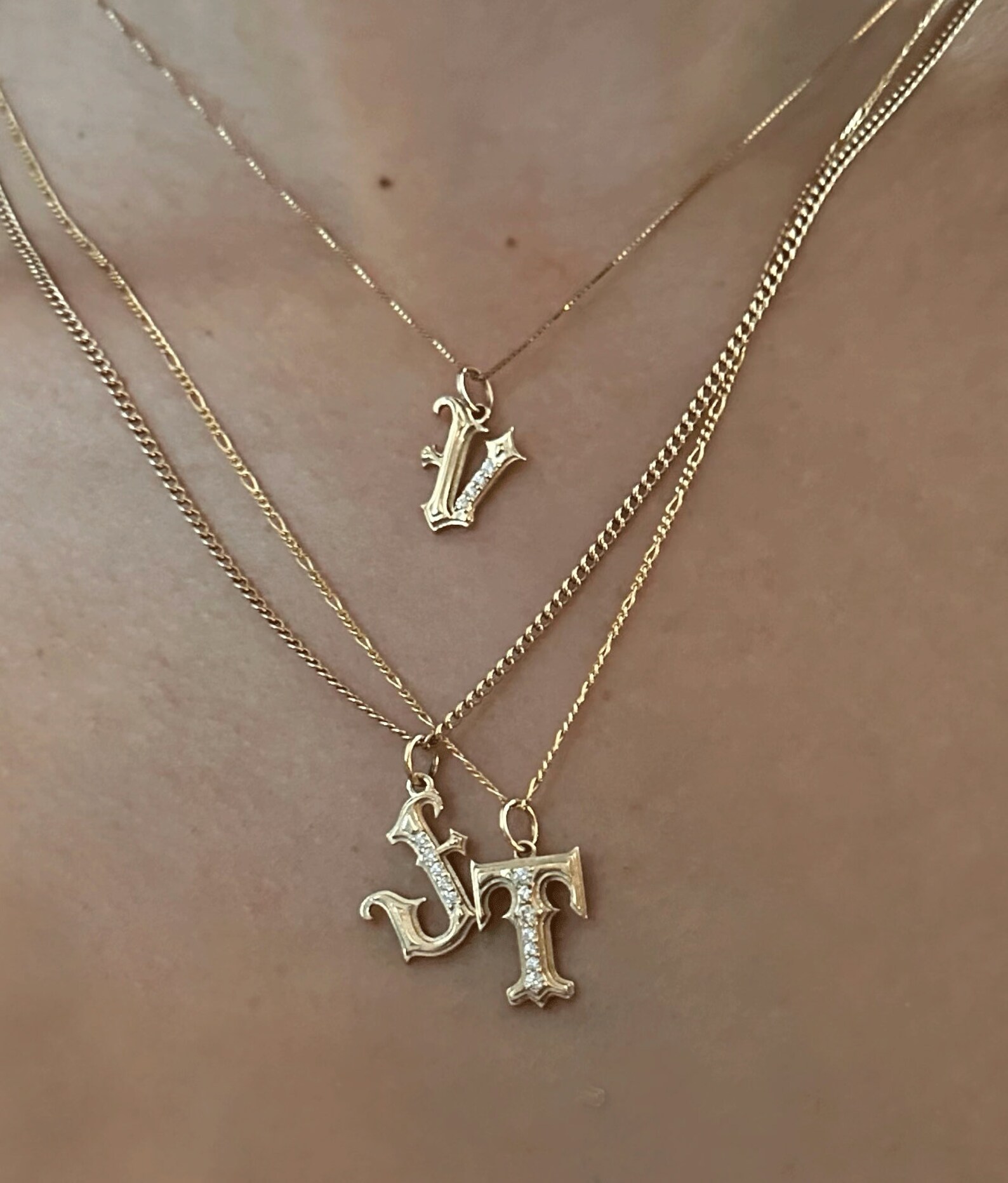 Gothic Initial V Charm, 14k Gold Diamonds Letter Charm, 14k Gold Gothic ...