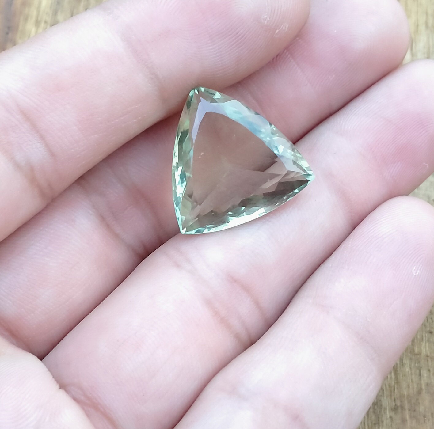 Green Amethyst Gemstone/Triangle/ Faceted/ Loose Stone/ - Etsy.de
