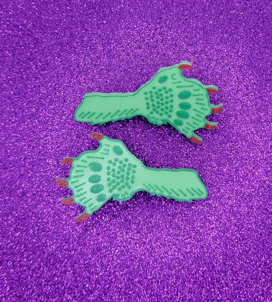 Creature Claws Hair Clips, Horror Movie Barrettes, Spooky Hair ...