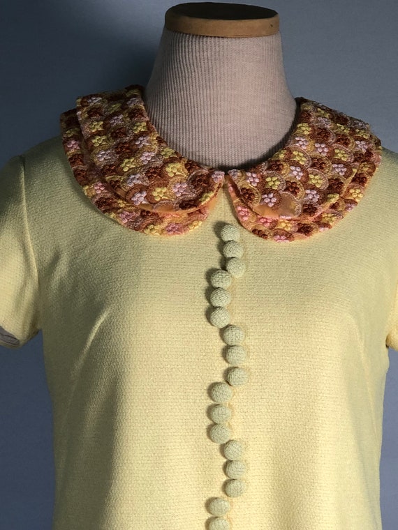 1960s Yellow Mini Dress with Embroidered Accents - Gem
