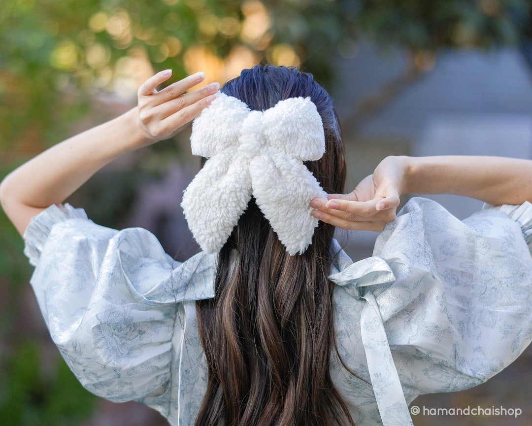 Large Ultra Soft Ivory Plushy Sherpa Hair Bow Plump Furry Fluffy Cozy ...
