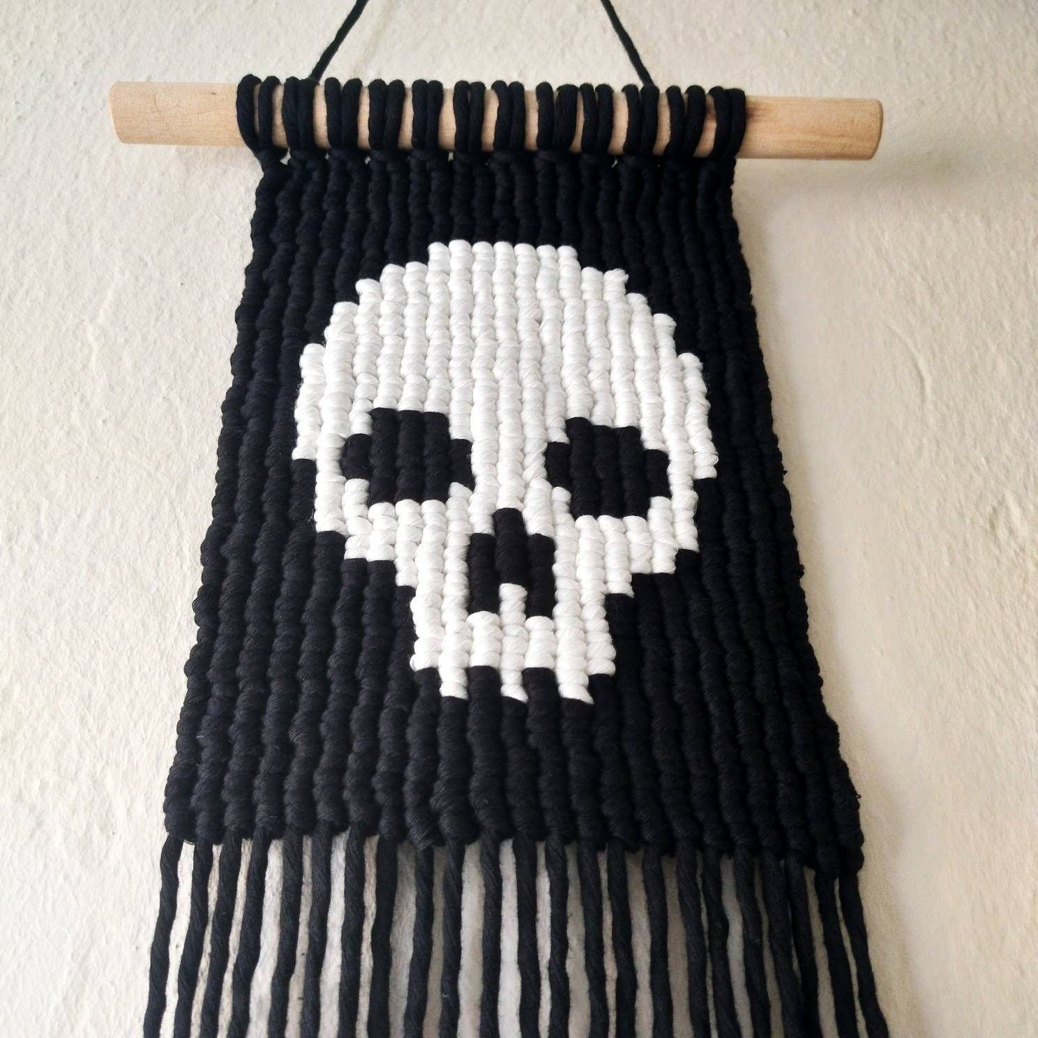 Skull & Fringes Unique Macrame Halloween Accent, Spooky Chic ...