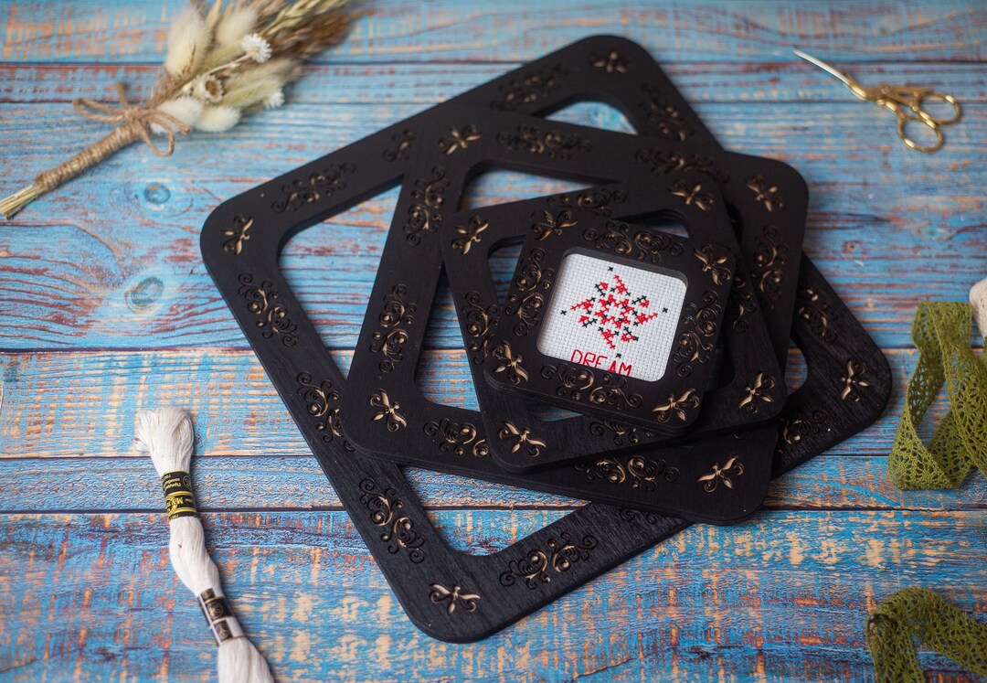 Black Magnet Frame, Wooden Hoop for Plastic Canva, Perforated Paper ...