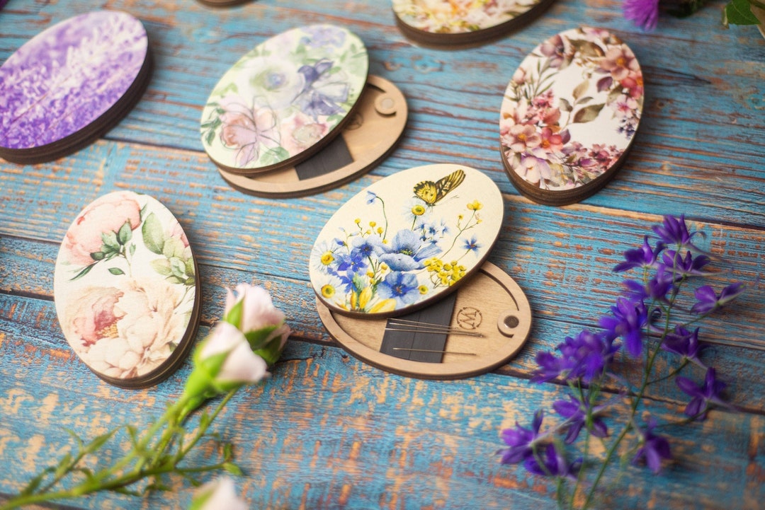 Floral Needle Minder With Magnet, Wooden Embroidery Tool Organizer ...