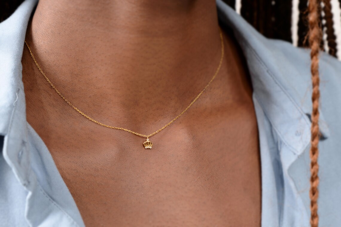 Crown Necklace in Gold Princess Crown Necklace Solid Goild - Etsy
